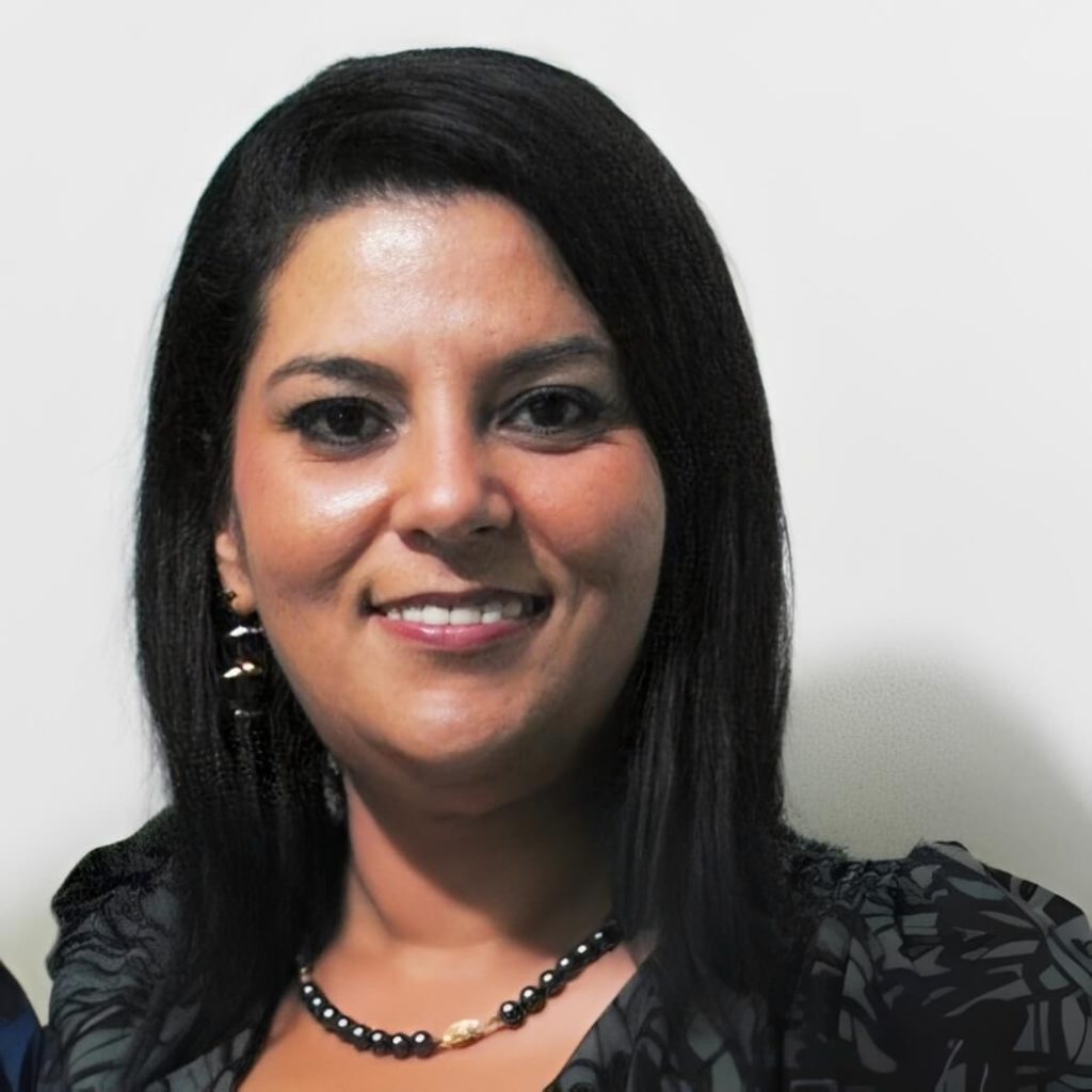 Cevallos Vélez Leonora Robertina | UNAE
